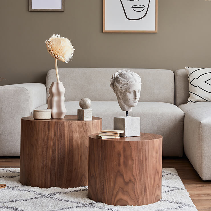 ESTHETIC LOUNGE | Modern Table